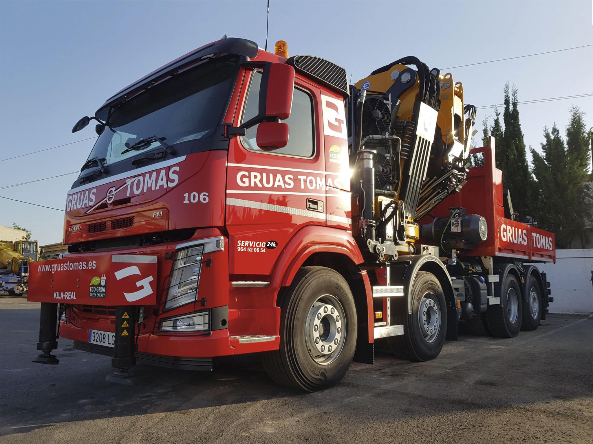Grúas autocargantes | Grúas Tomás